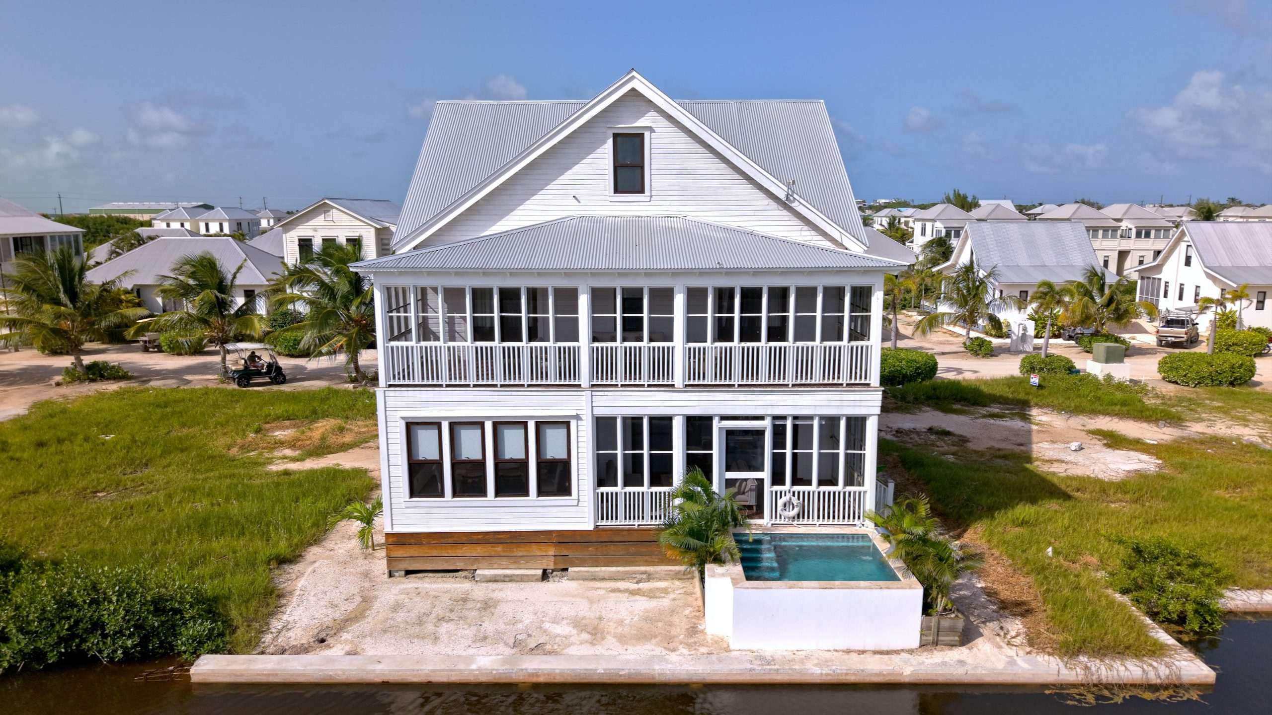 Casa Lush: Luxury Villa with Private Pool in Mahogany Bay Resort, San ...